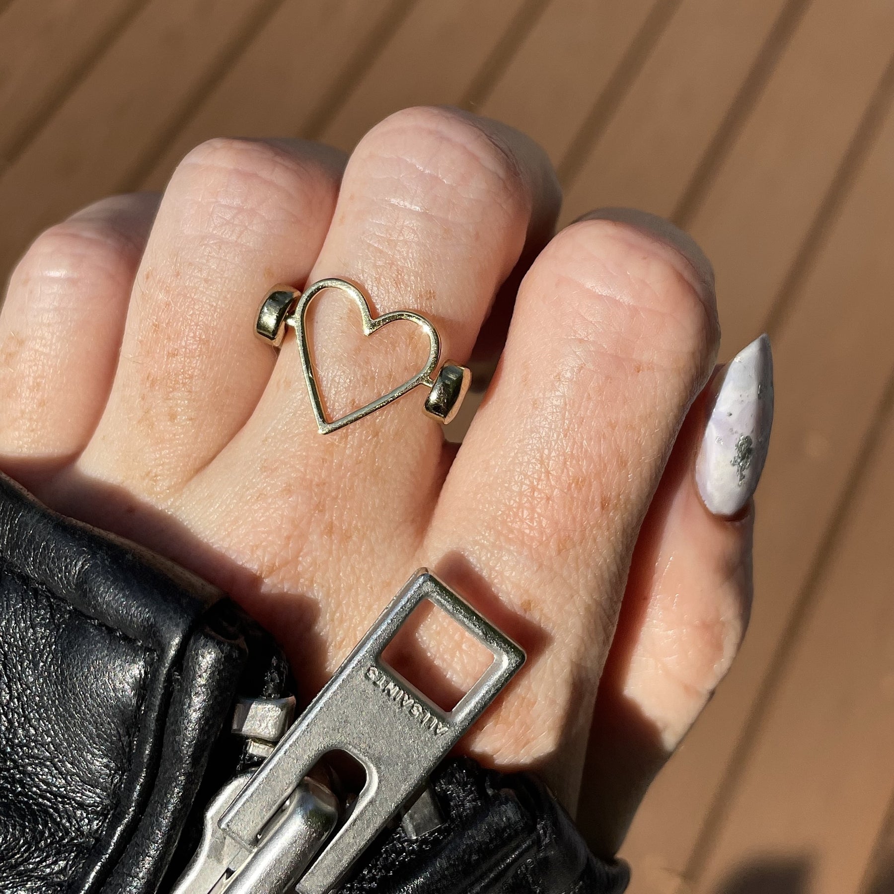 Heart-shaped Open Element – CONQUERing